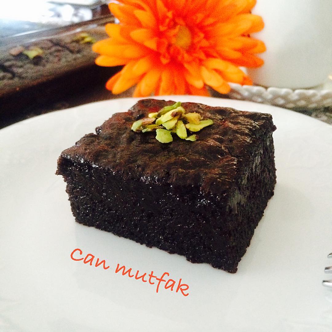 Islak Kek - Nefis Tarifler